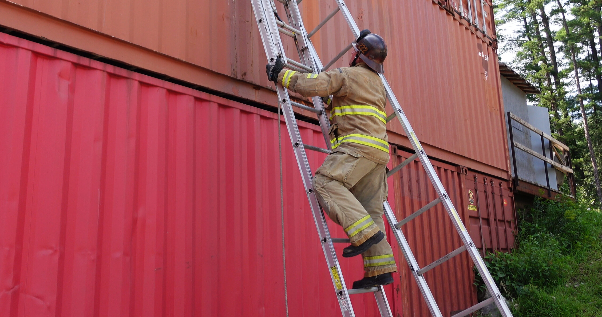 Ladders: Raising an extension ladder and deploying a roof ladder - New ...